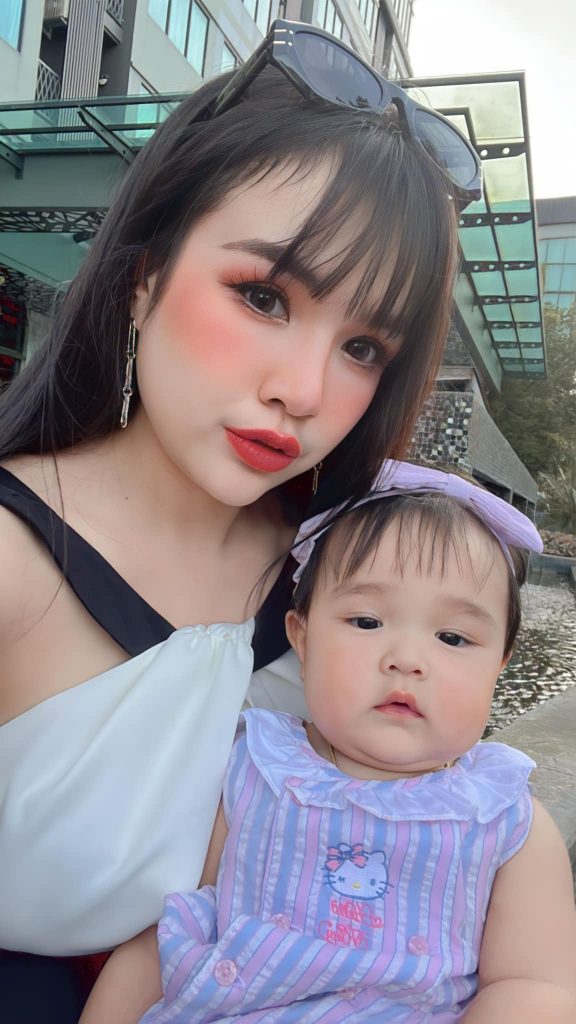เลขเด็ด น้องยูจิน ลูกสาว เจนนี่ ได้หมดถ้าสดชื่น สุ่มหยิบลอตเตอรี แฟนหวย